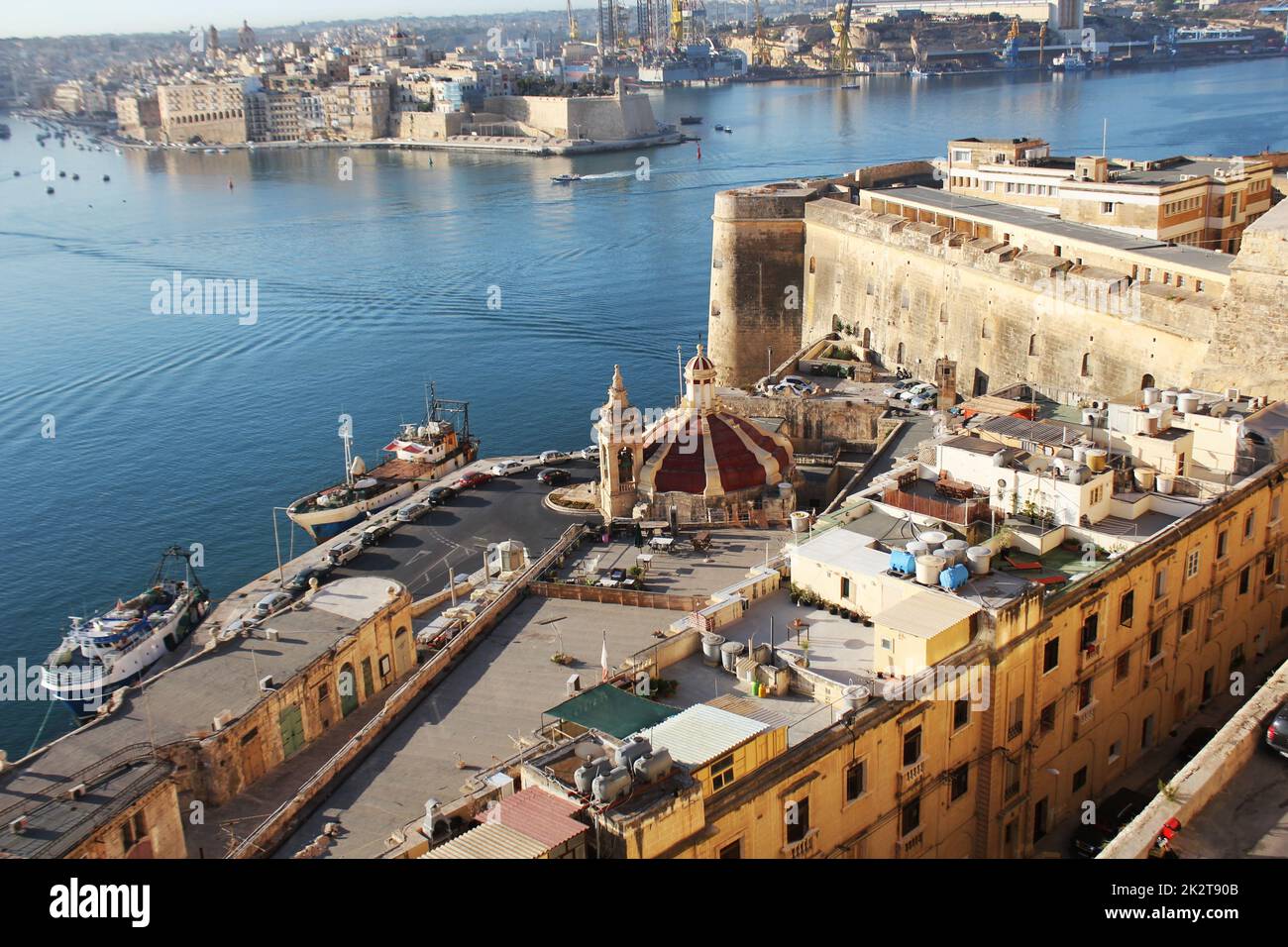 Panoramic skyline view of ancient defences of Valletta, Tree cities and ...