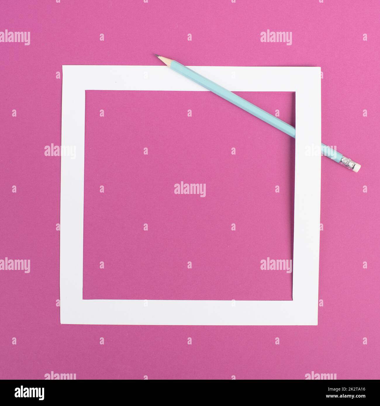 Paper background white hi-res stock photography and images - Alamy