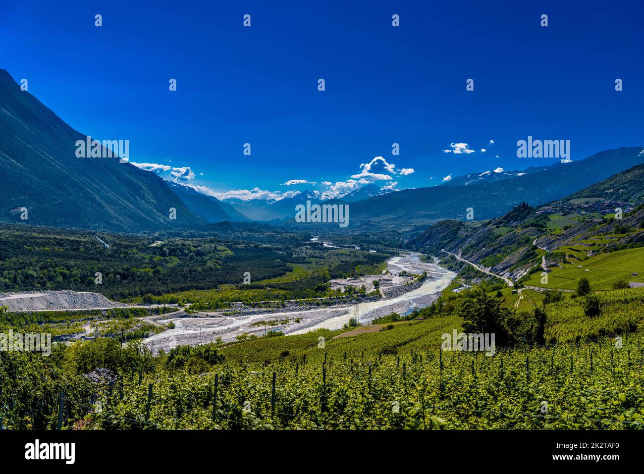 Swiss alps river landscape hi-res stock photography and images - Alamy