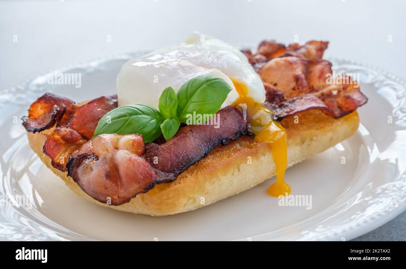 Rasher sandwich hi-res stock photography and images - Alamy