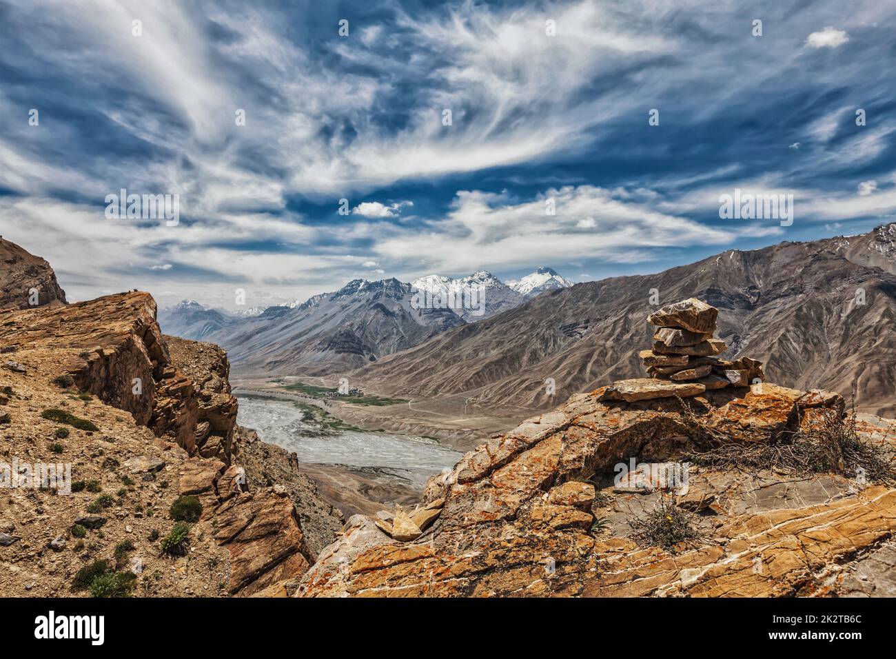Himalayas hill view hi-res stock photography and images - Alamy