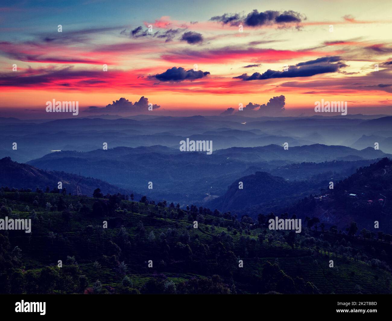 Munnar kerala sunset hi-res stock photography and images - Alamy
