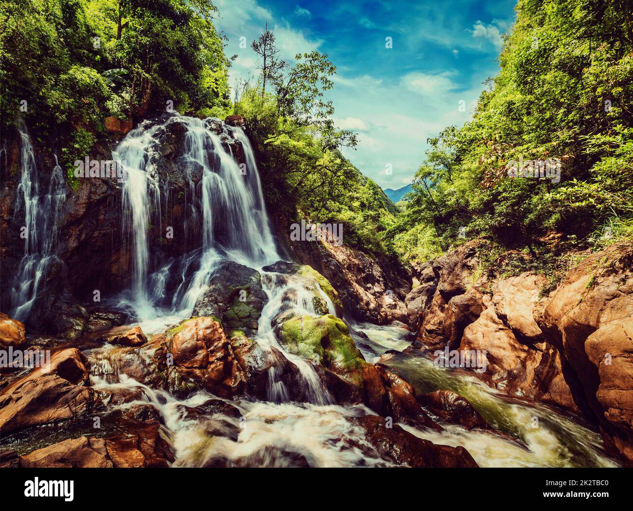Tien Sa waterfall in Vietnam Stock Photo - Alamy