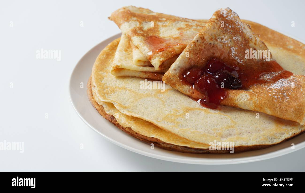 Crepes strawberries pancakes dessert hi-res stock photography and ...