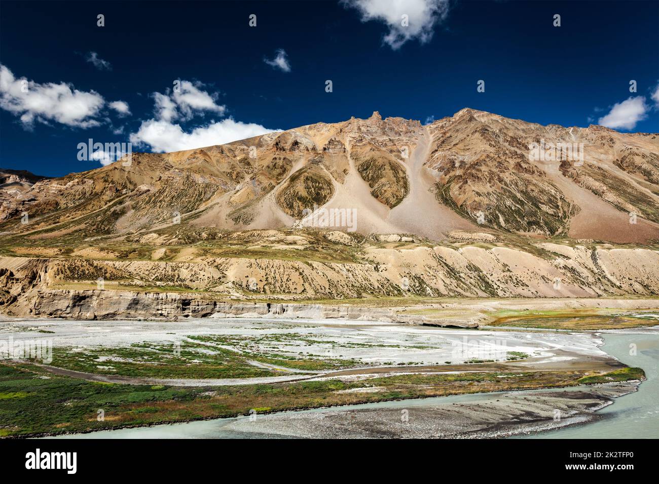 Himalayan highway hi-res stock photography and images - Alamy