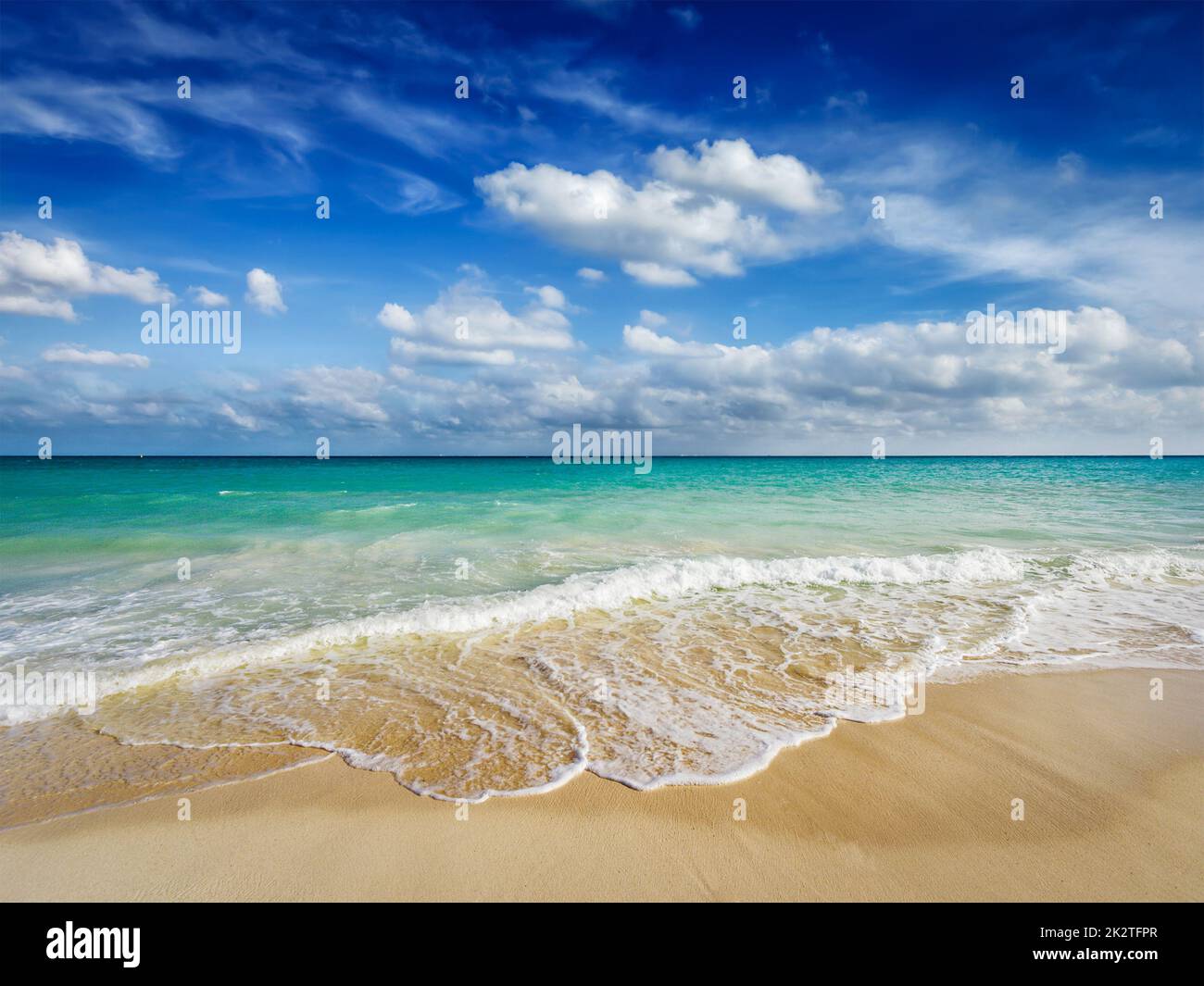 Caribbean waves beach hi-res stock photography and images - Alamy
