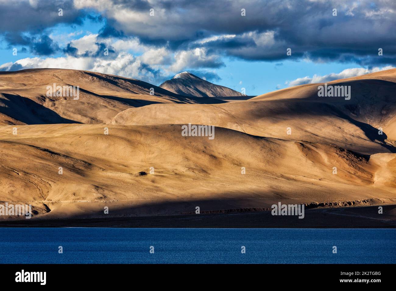 Himalayas and Lake Tso Moriri on sunset. Ladakh Stock Photo - Alamy