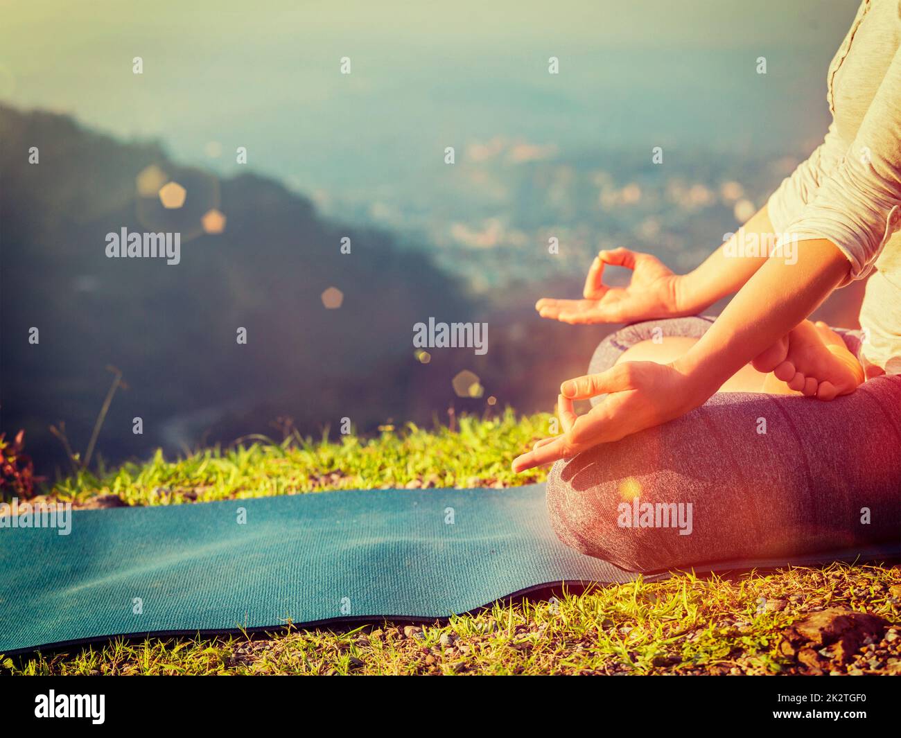 Vintage grading hi-res stock photography and images - Alamy