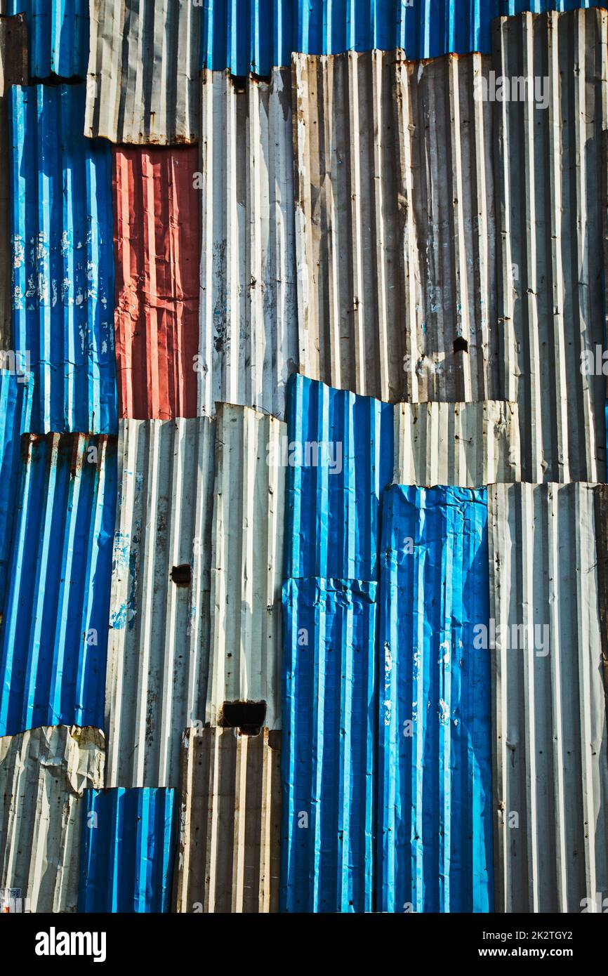 Corrugated iron fence background Stock Photo - Alamy