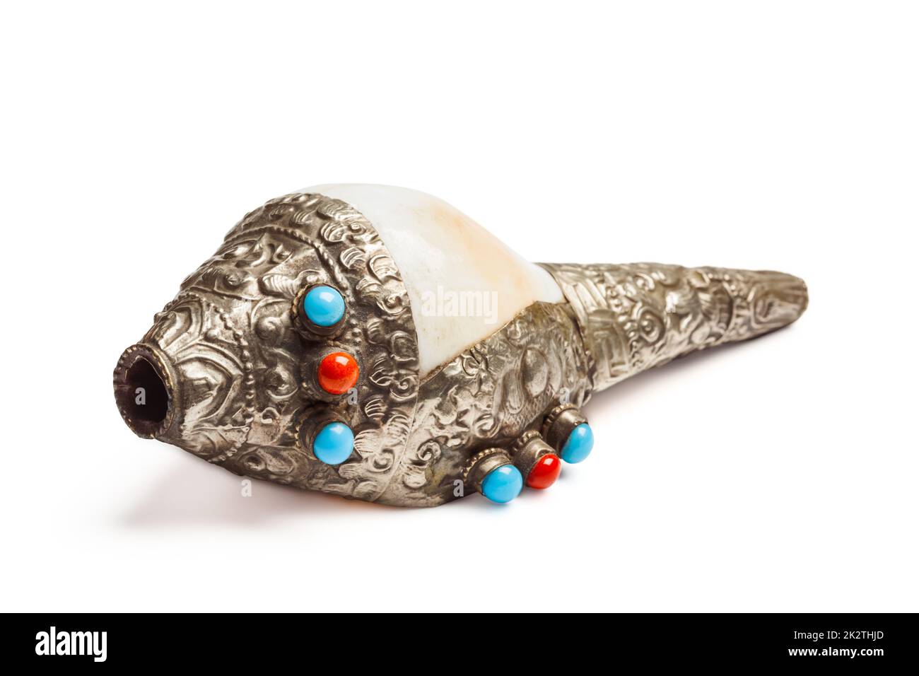 Tibetan Buddhist Conch Shell Horn Dung-Dkar Stock Photo - Alamy