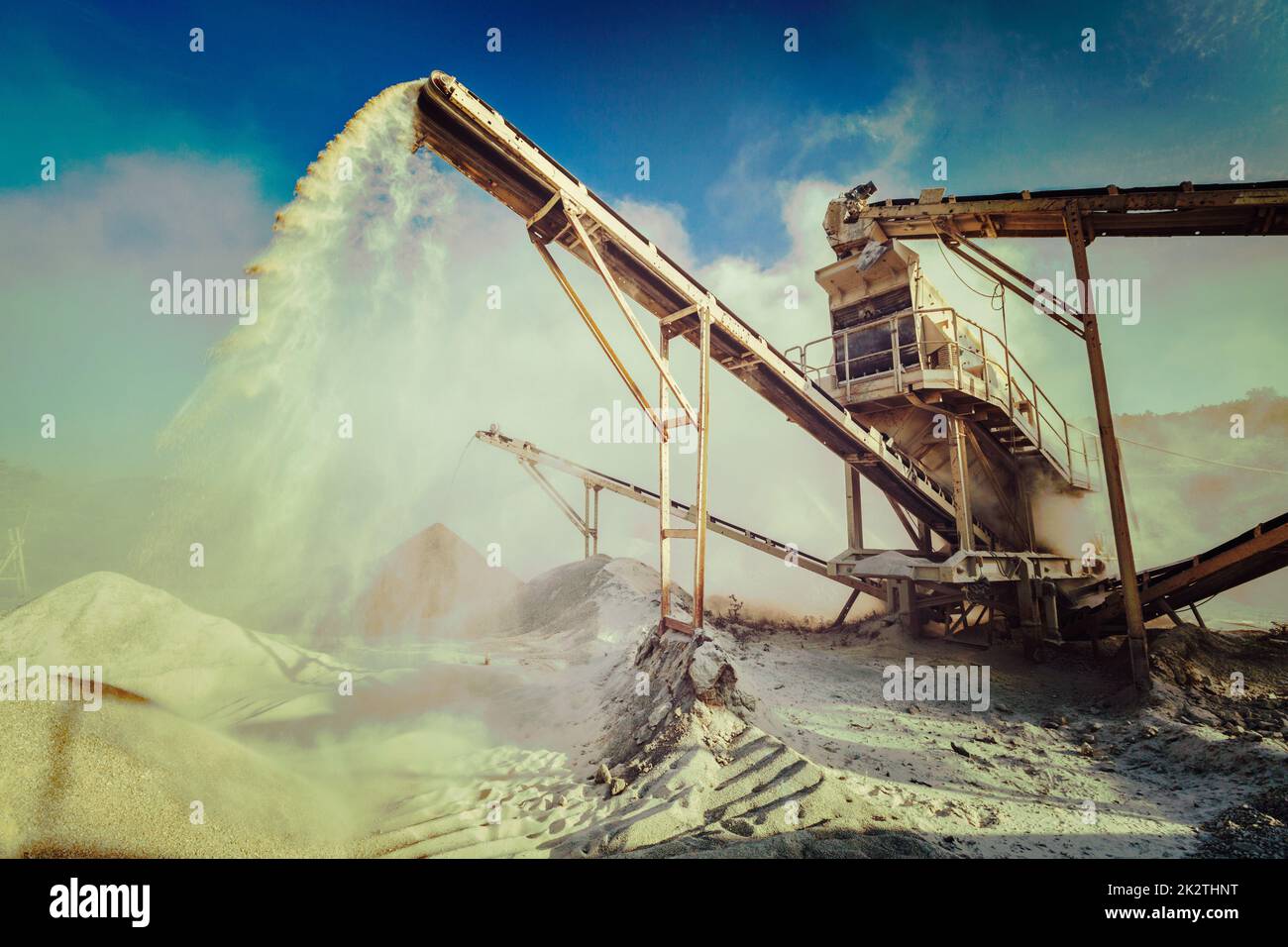 Rock conveyor hi-res stock photography and images - Alamy