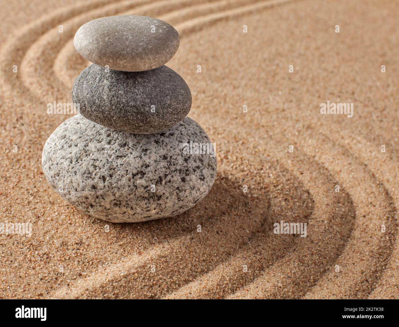 Japanese Zen stone garden Stock Photo - Alamy