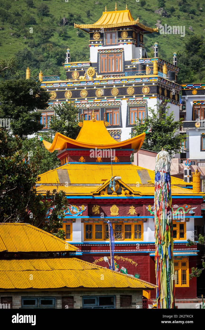 Buddhist temples hi-res stock photography and images - Alamy