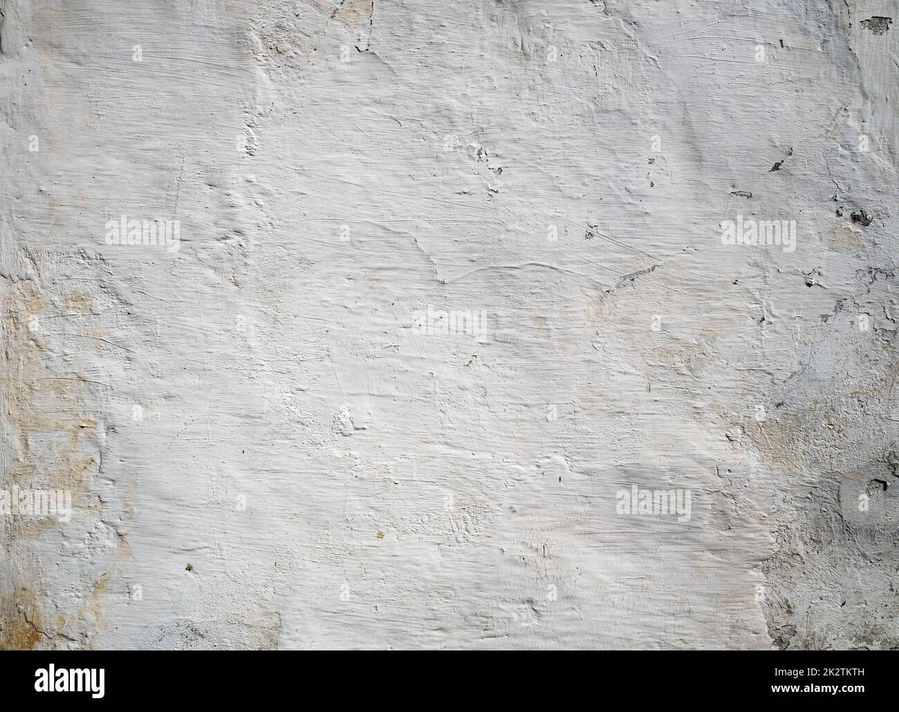 An old peeling whitewash wall background shabby Stock Photo - Alamy