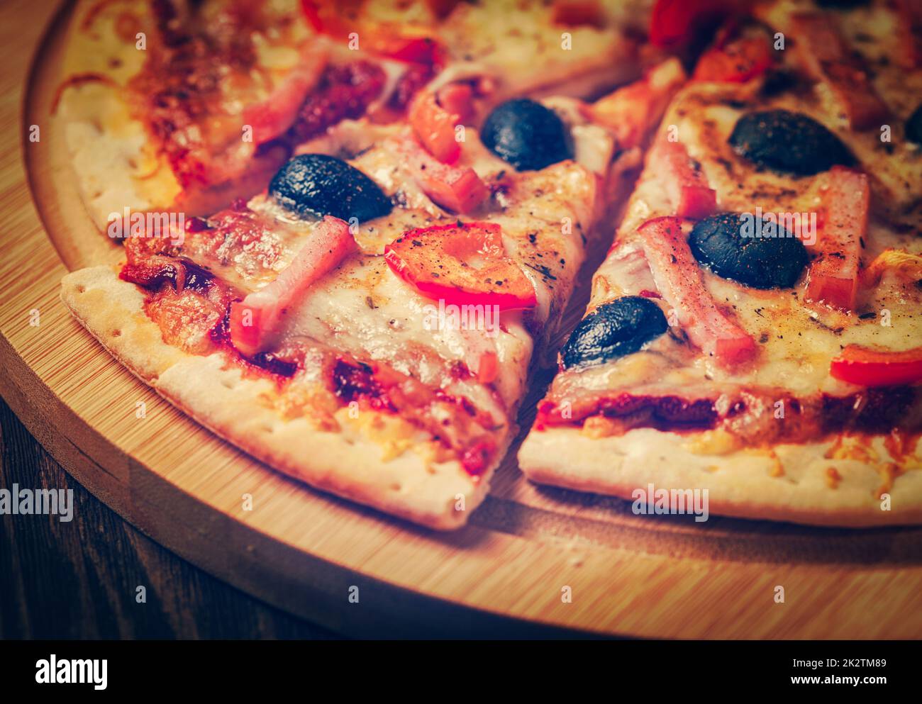 Retro pizza hi-res stock photography and images - Alamy