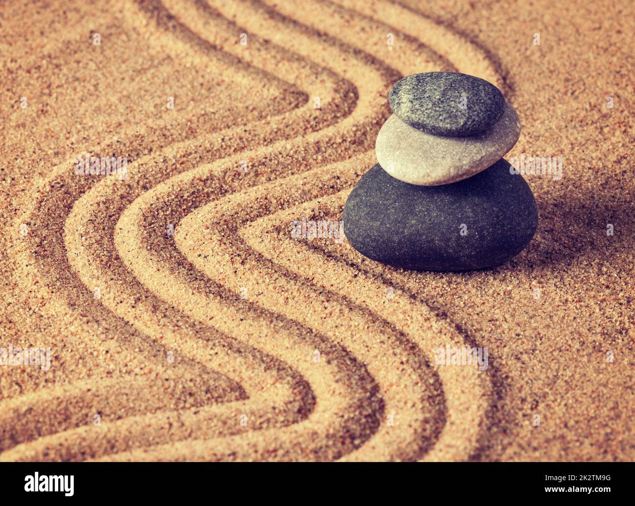 Japanese Zen stone garden Stock Photo - Alamy