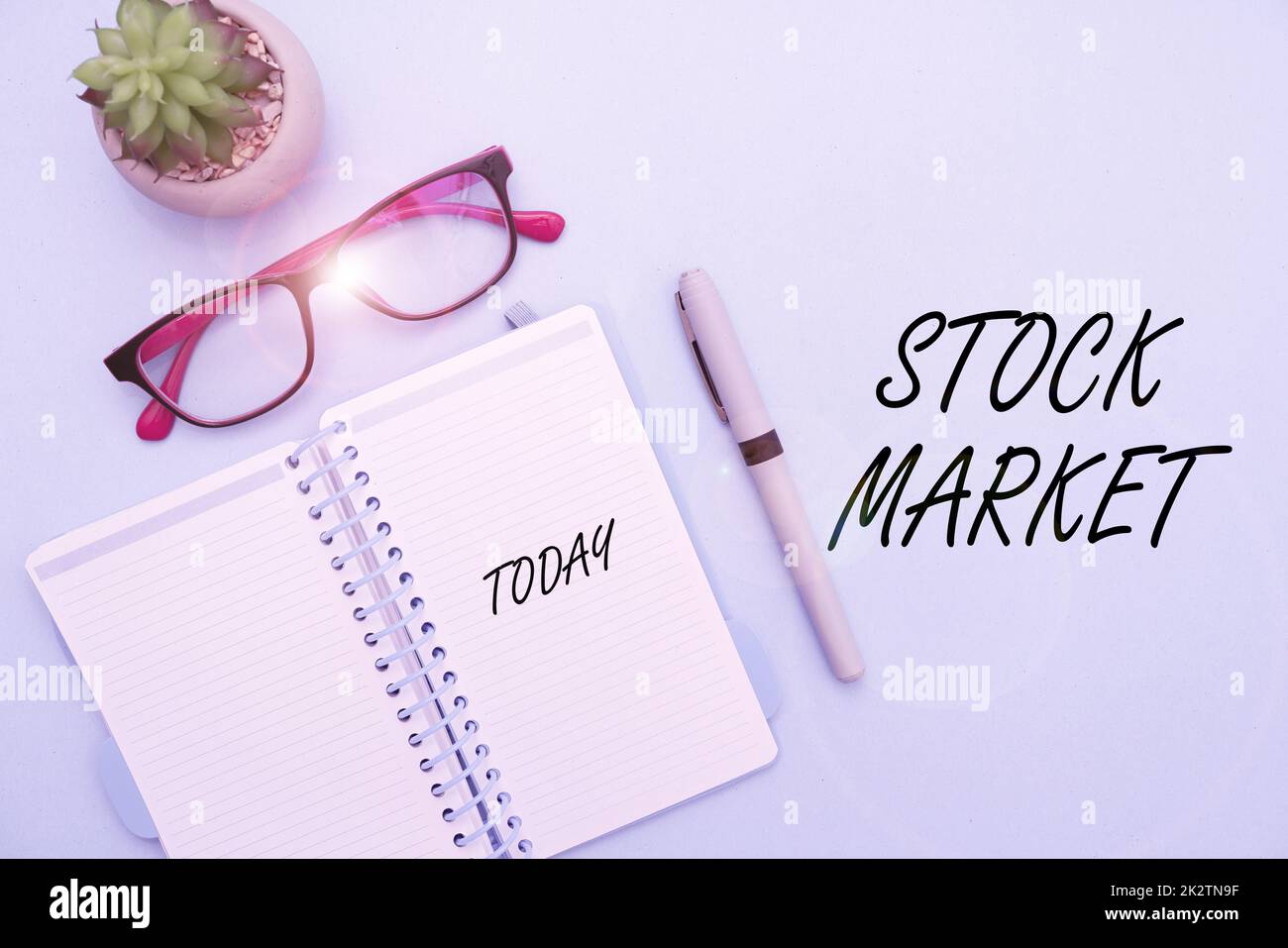 Online teaching resources hi-res stock photography and images - Alamy