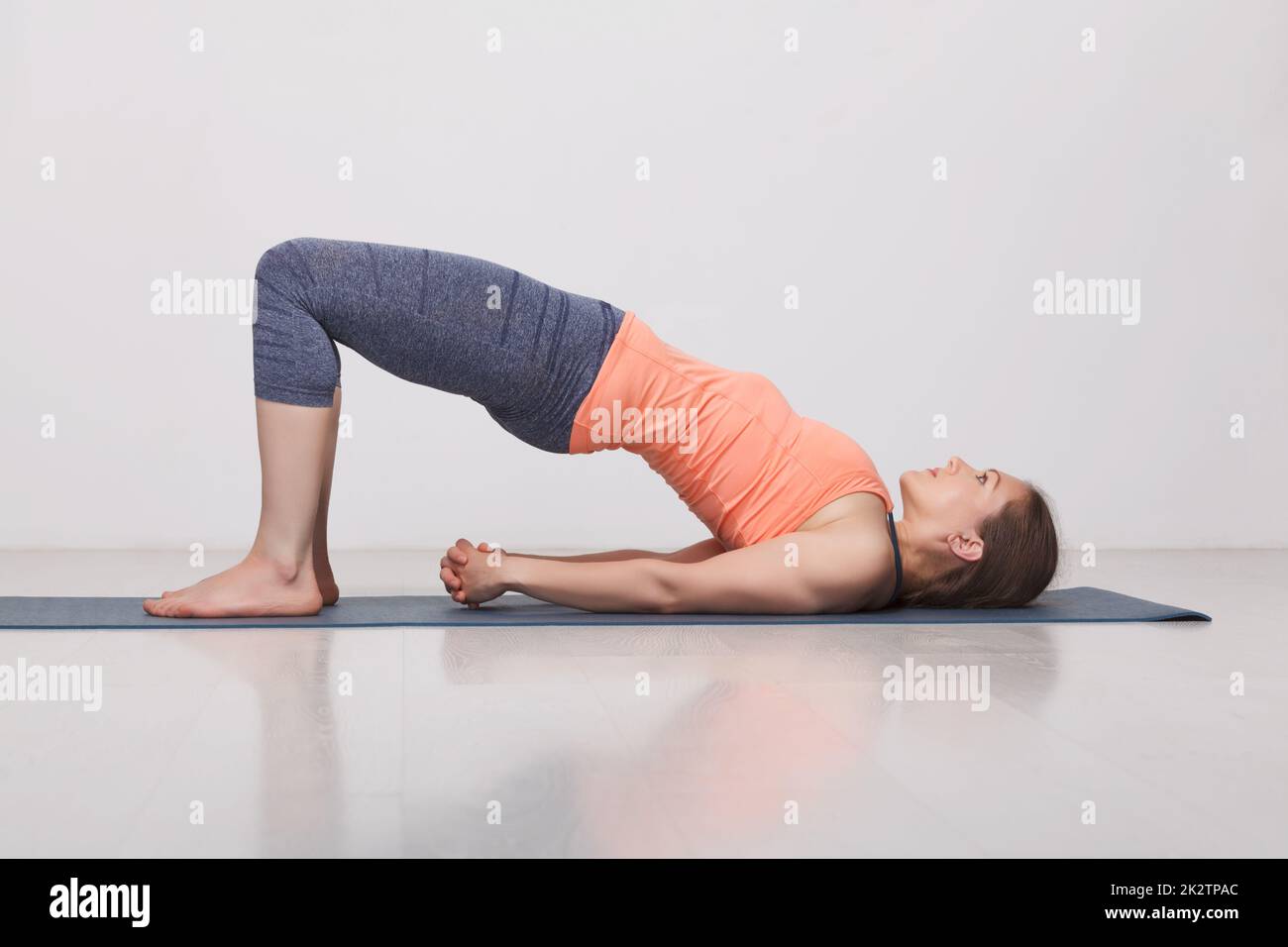 Setu asana hi-res stock photography and images - Alamy