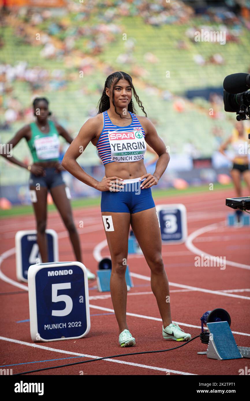 Nicole Yeargin participating in the 400 meters of the European ...