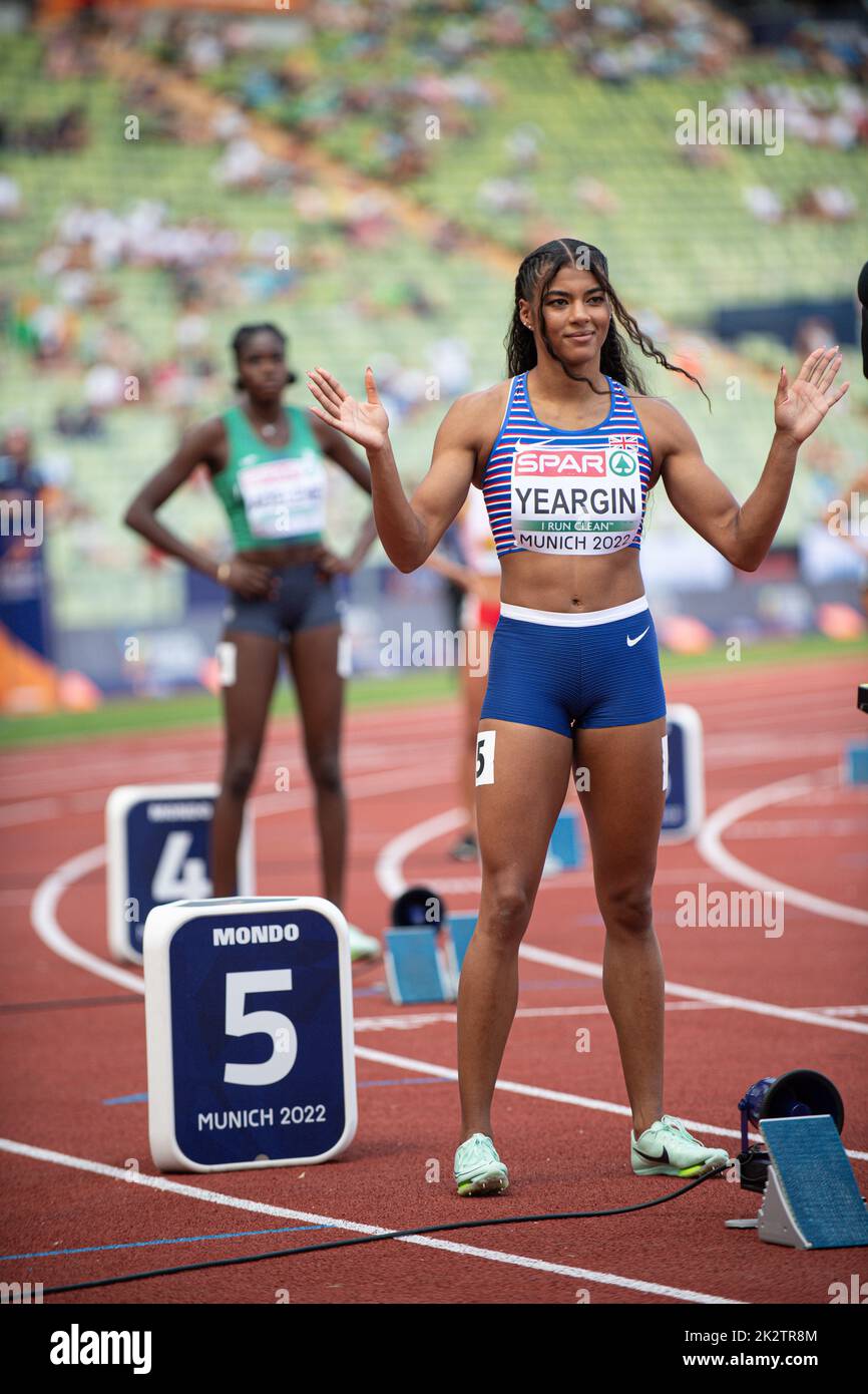 Nicole Yeargin participating in the 400 meters of the European ...