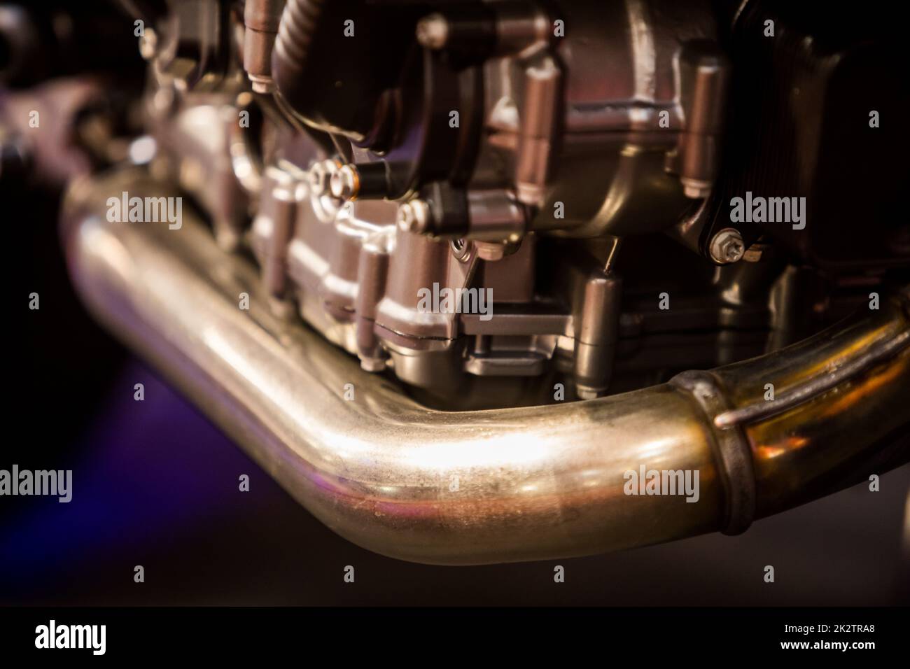 New engine system hi-res stock photography and images - Alamy