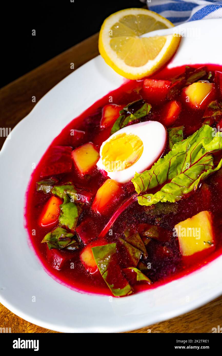 Polish beetroot soup (botwinka Stock Photo - Alamy