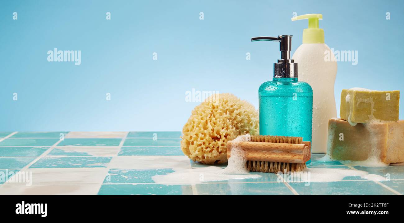 Soap and sponge hi-res stock photography and images - Alamy