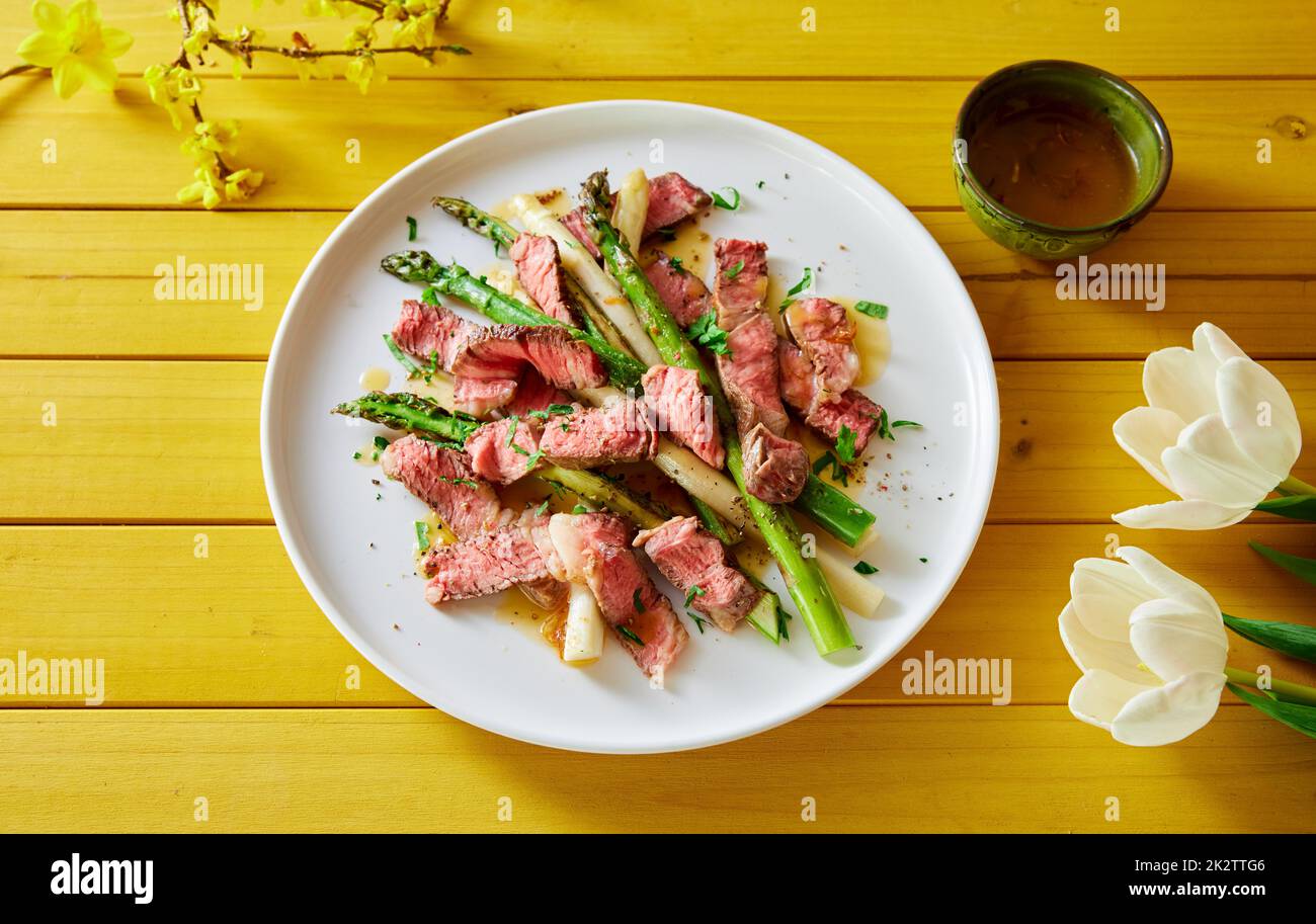 Gourmet beef fillet hi-res stock photography and images - Alamy