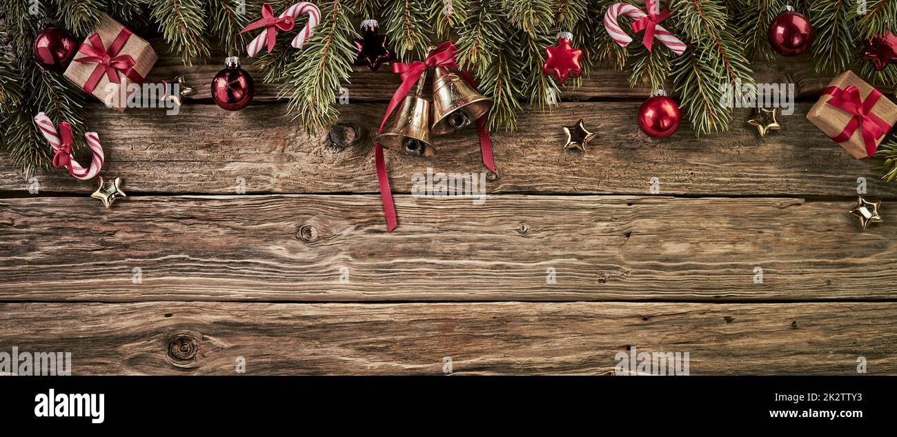 Frame branches spruce hi-res stock photography and images - Alamy