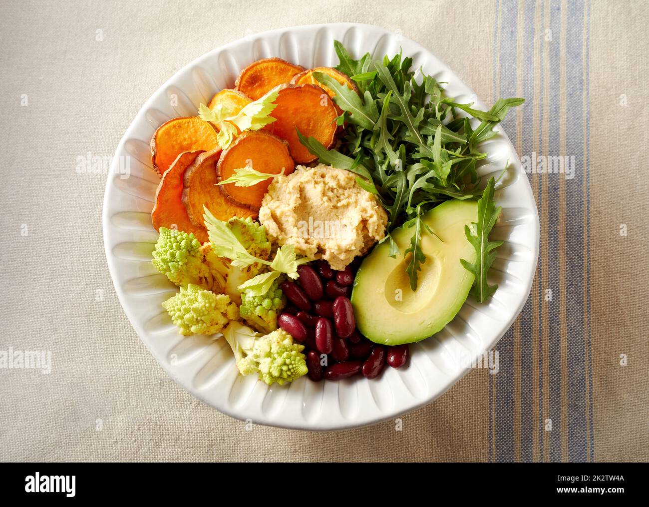 Healthy vegetarian food delicious buddha hi-res stock photography and ...
