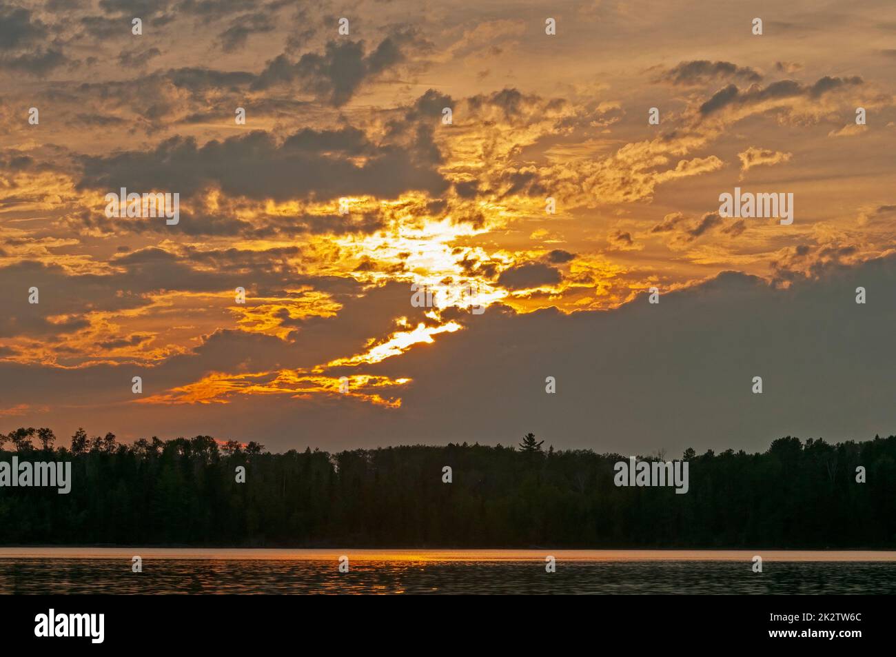 Boundary waters sunset hi-res stock photography and images - Alamy