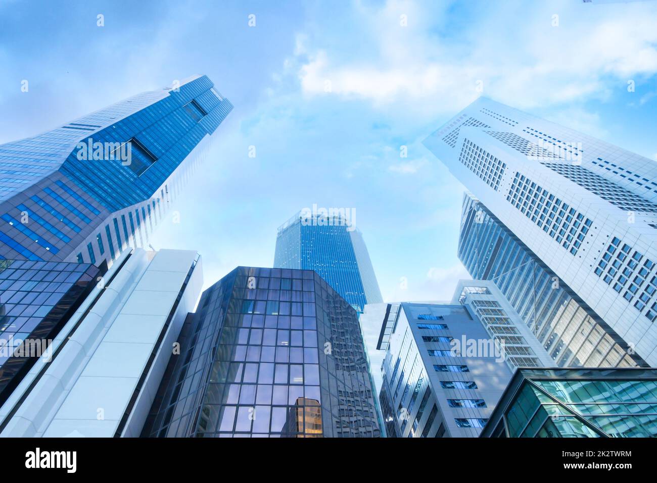 Ocean finance building singapore hi-res stock photography and images ...