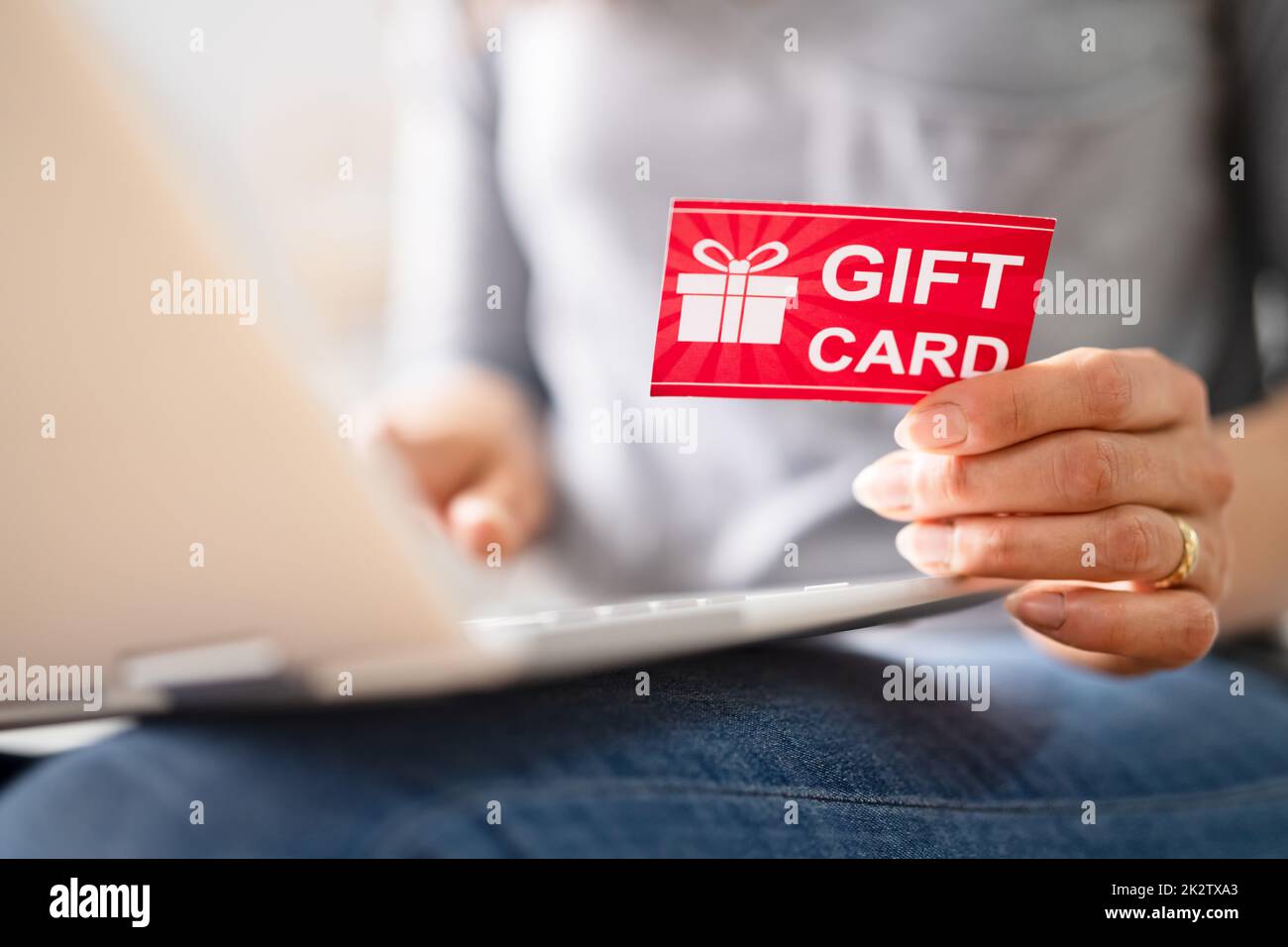 Human Hand Holding Gift Card Stock Photo - Alamy