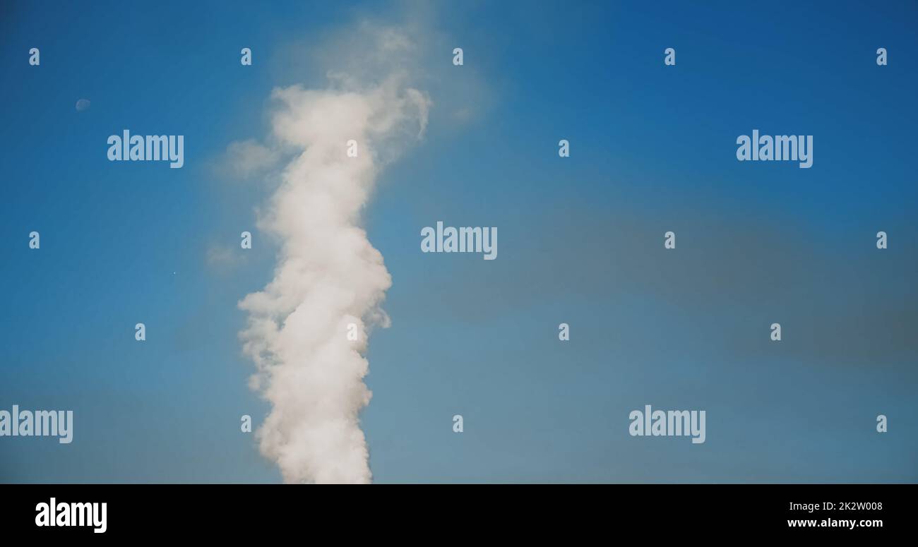 Sky smog pollution atmosphere hi-res stock photography and images - Alamy