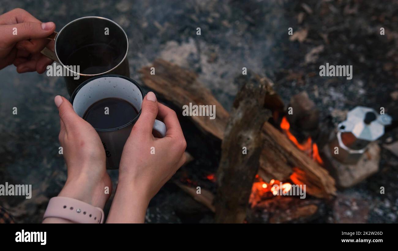 Campfire and wine hi-res stock photography and images - Alamy