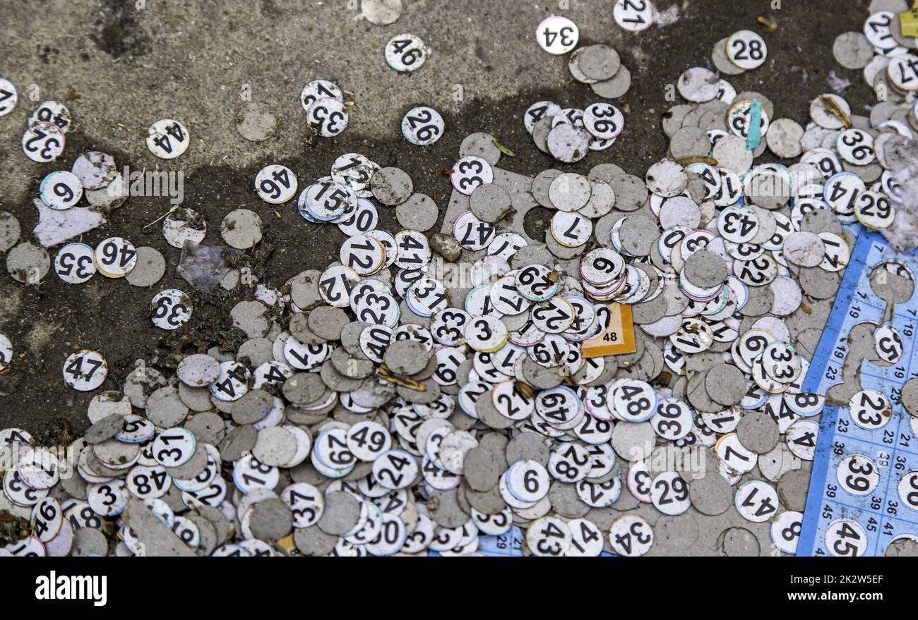 Bingo number on the floor Stock Photo - Alamy