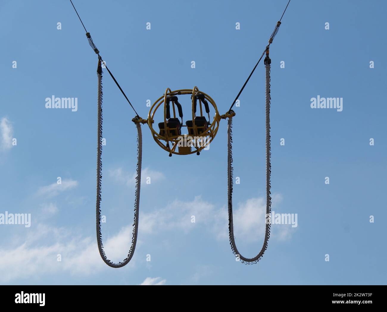 Bungee ride hi-res stock photography and images - Alamy