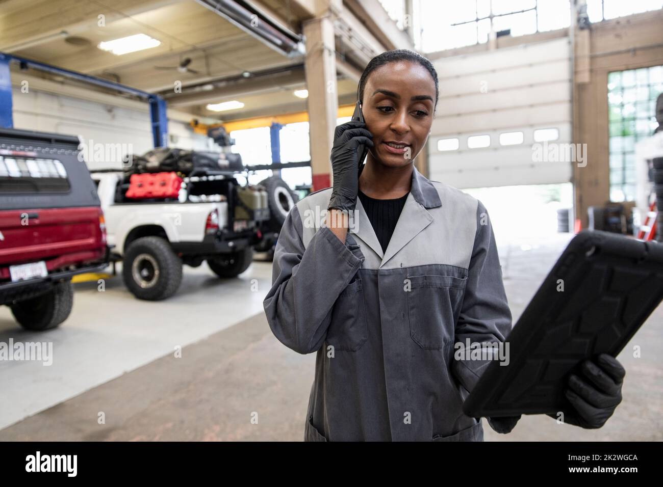 Black smart auto hi-res stock photography and images - Alamy