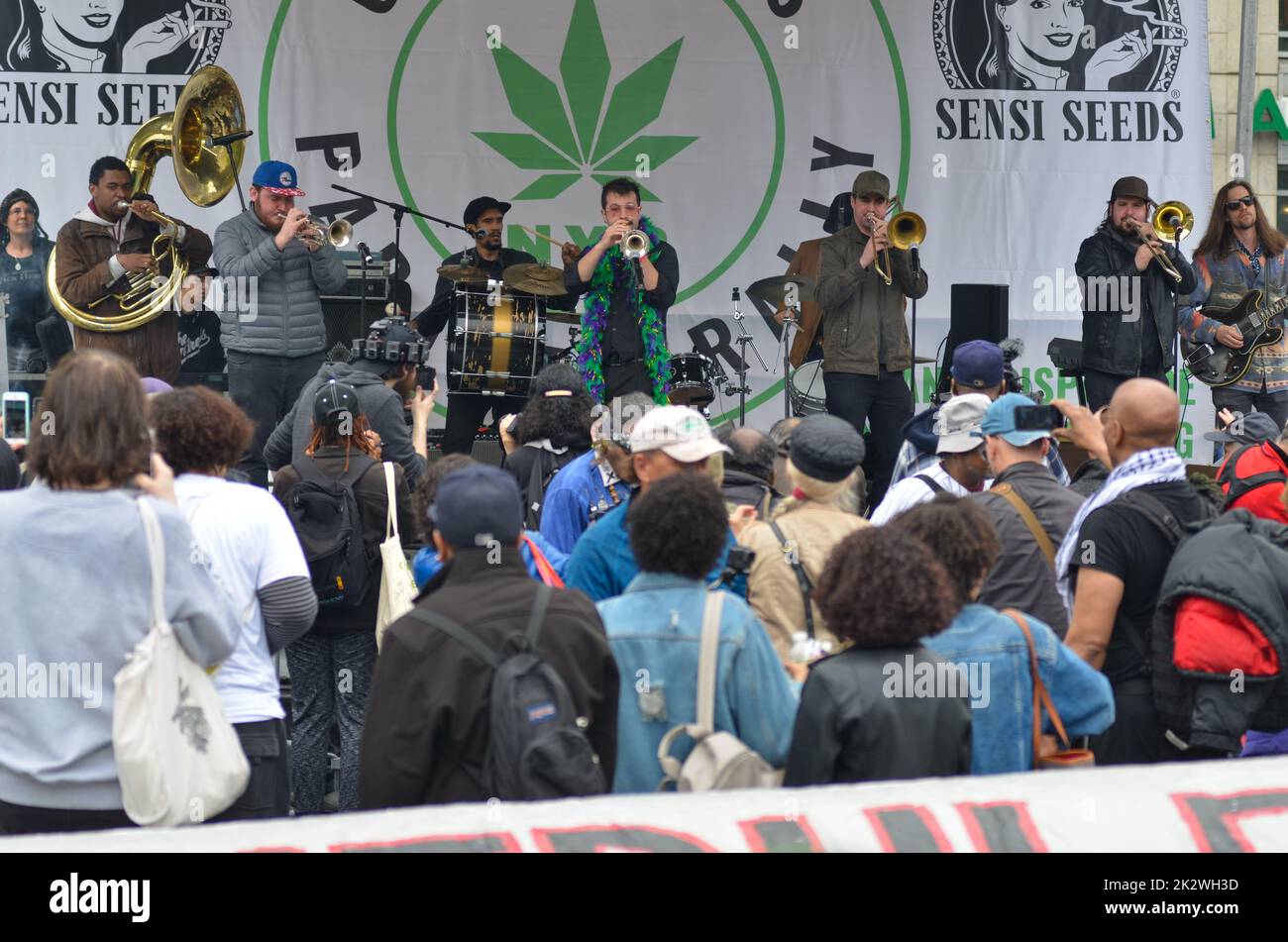 A musical band on stage in the festival of annual Dance Parade to ...