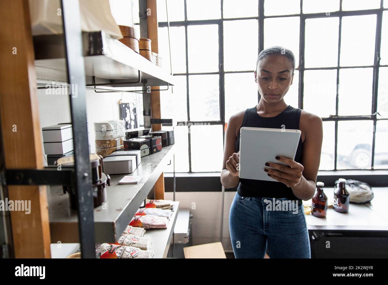 Digital retail technology hi-res stock photography and images - Alamy