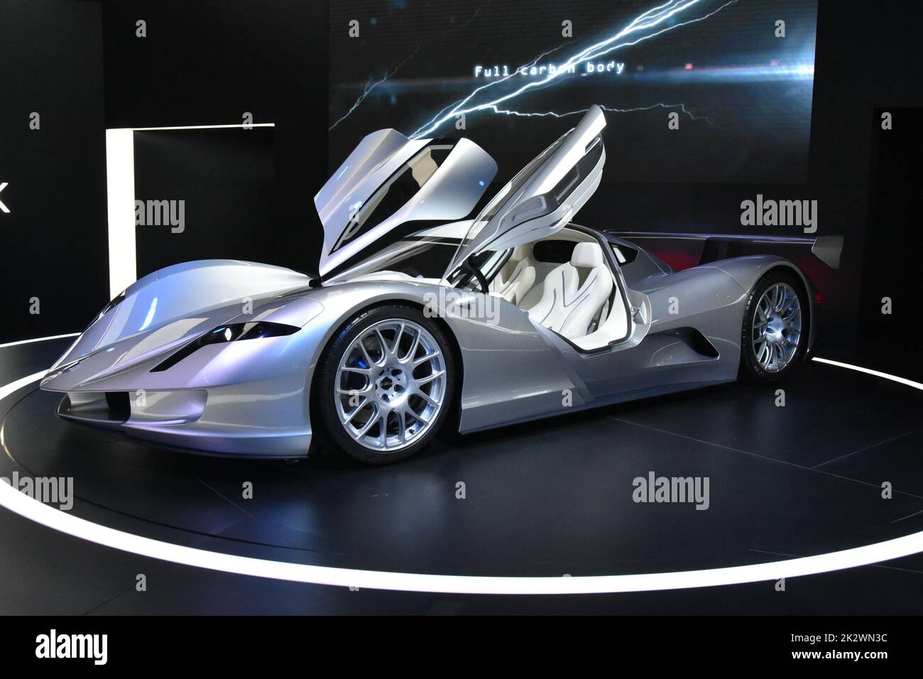 Aspark OWL '2017 - Italian hypercar with Electro-Engine - Photo taken ...