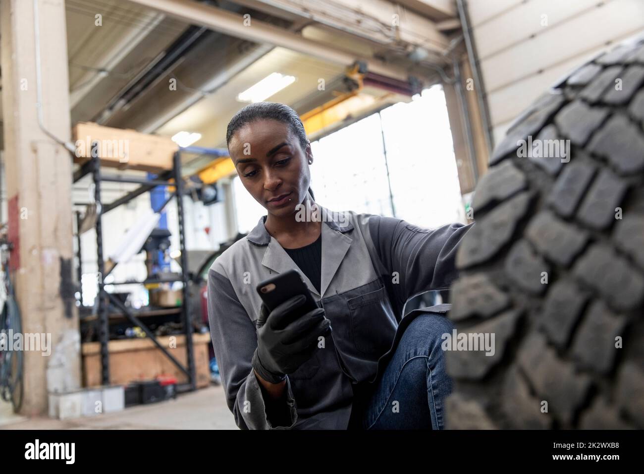 Black smart auto hi-res stock photography and images - Alamy