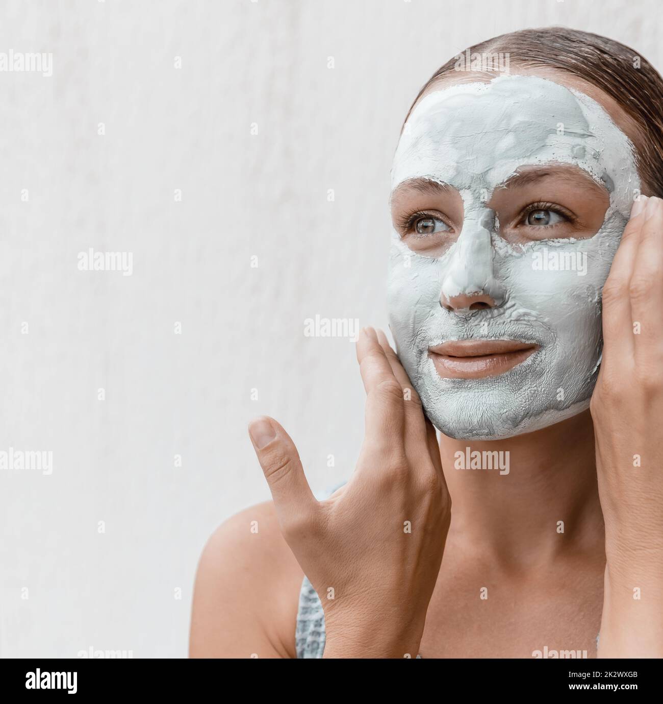 Clay woman hi-res stock photography and images - Alamy