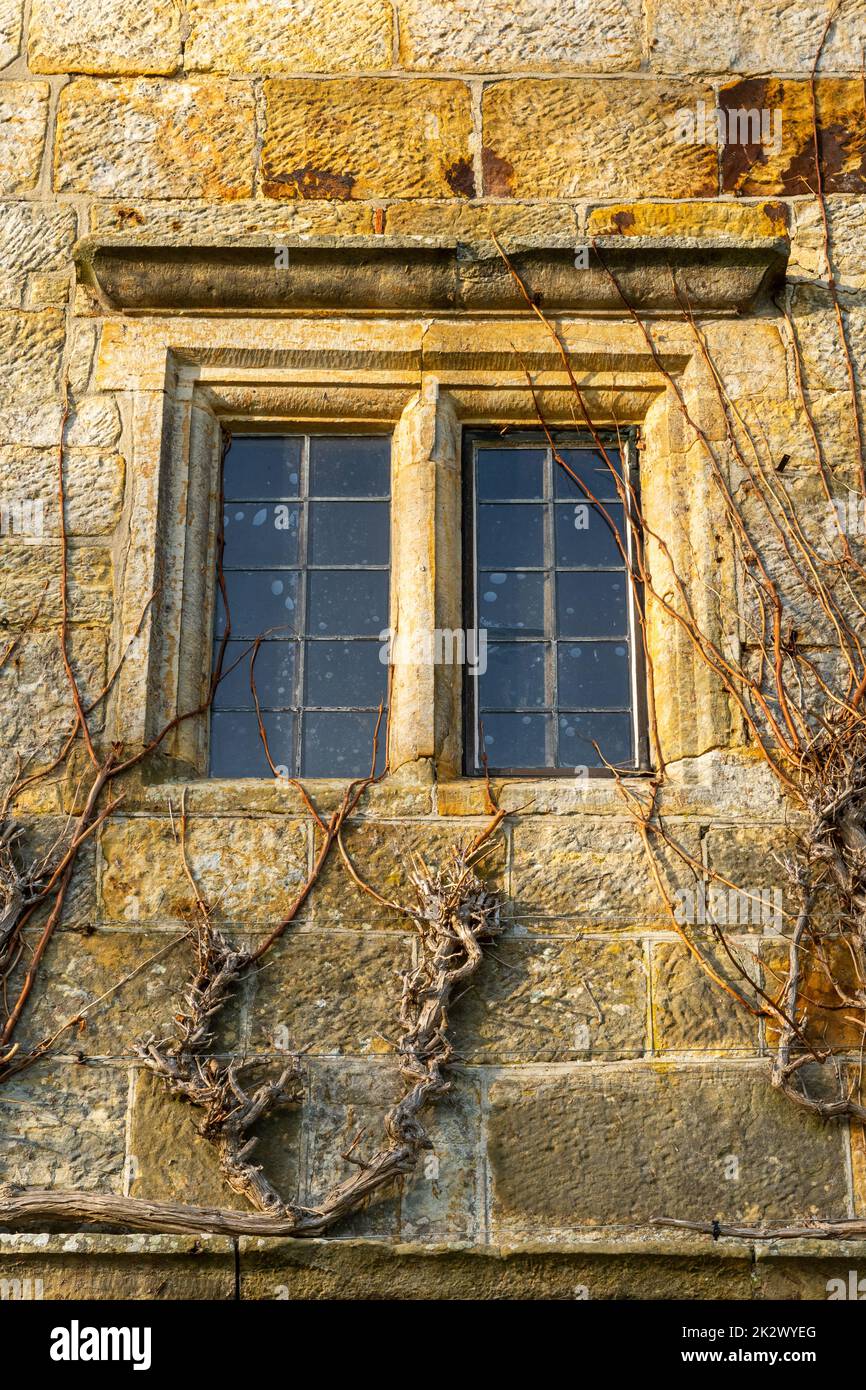 Leaded windows with stone mullions and lintel at Bateman's, Burwash ...