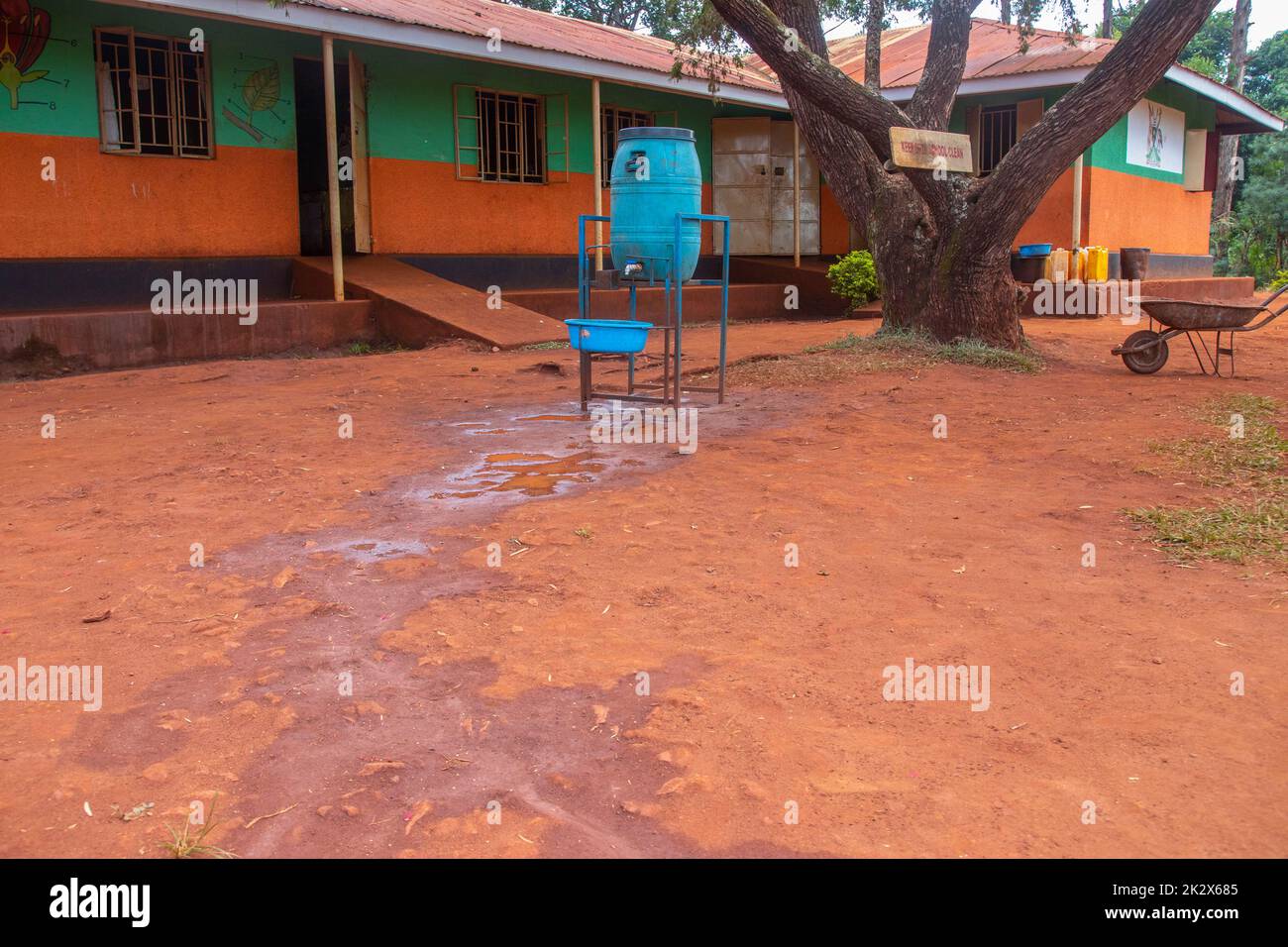 Water tank in primary school in Uganda Stock Photo - Alamy