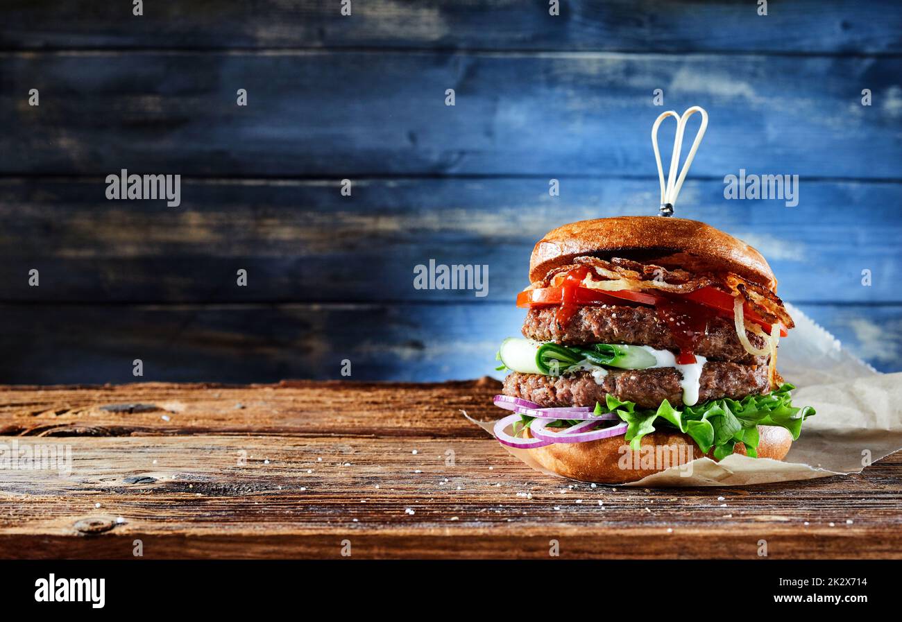 Burger vegetables bun hi-res stock photography and images - Alamy