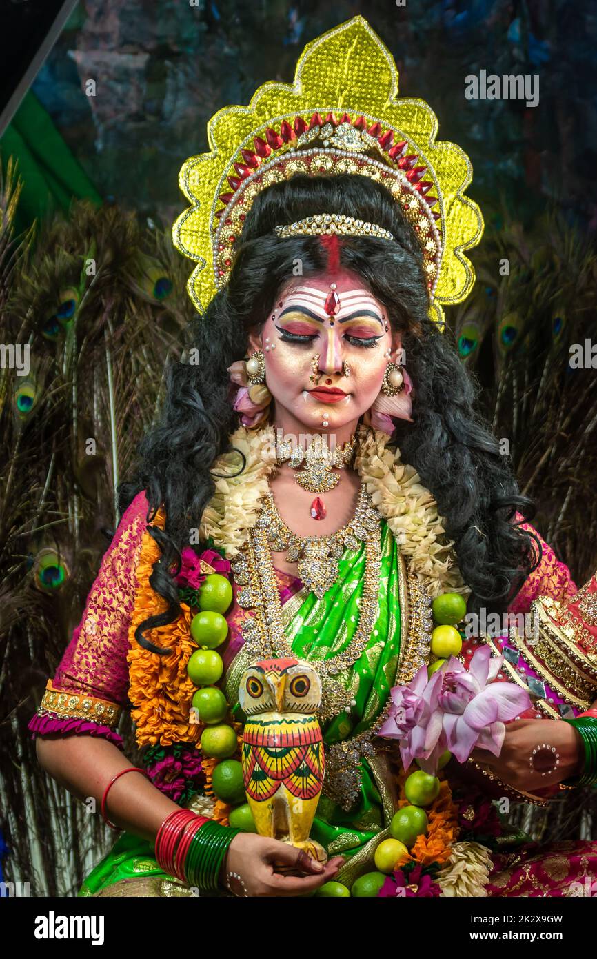 Agomoni concept photo shoot,Woman face with perfect makeup like goddess ...