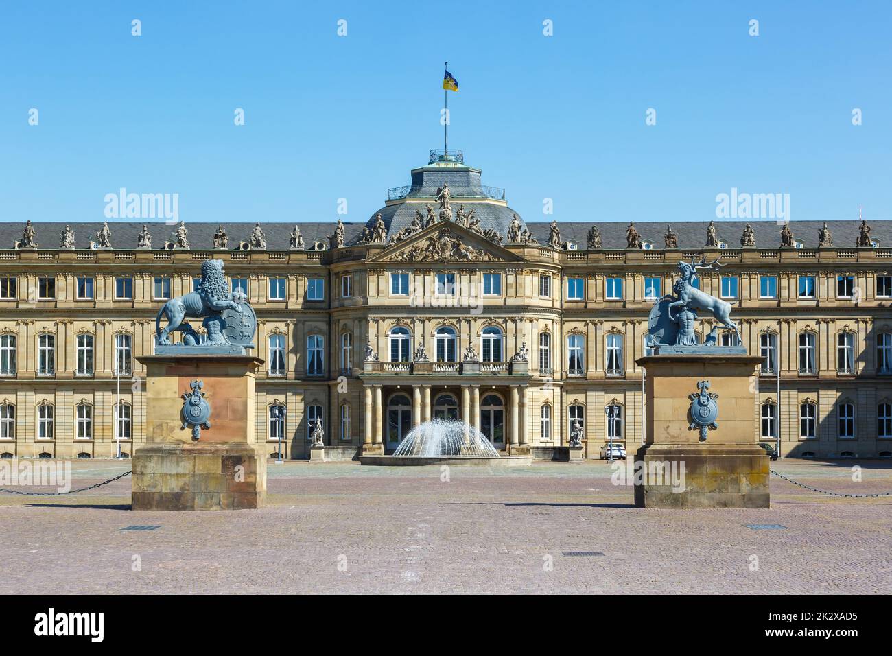 Schloss neues schloss hi-res stock photography and images - Alamy