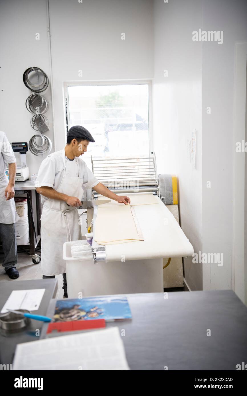 Commercial bakery measure hi-res stock photography and images - Alamy