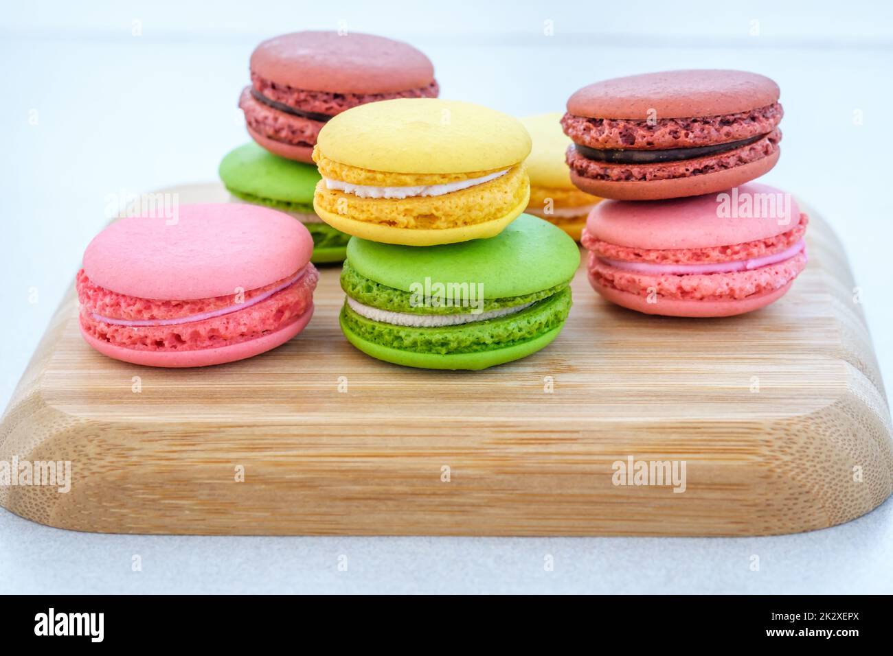 Brown and cream macaroons hi-res stock photography and images - Alamy
